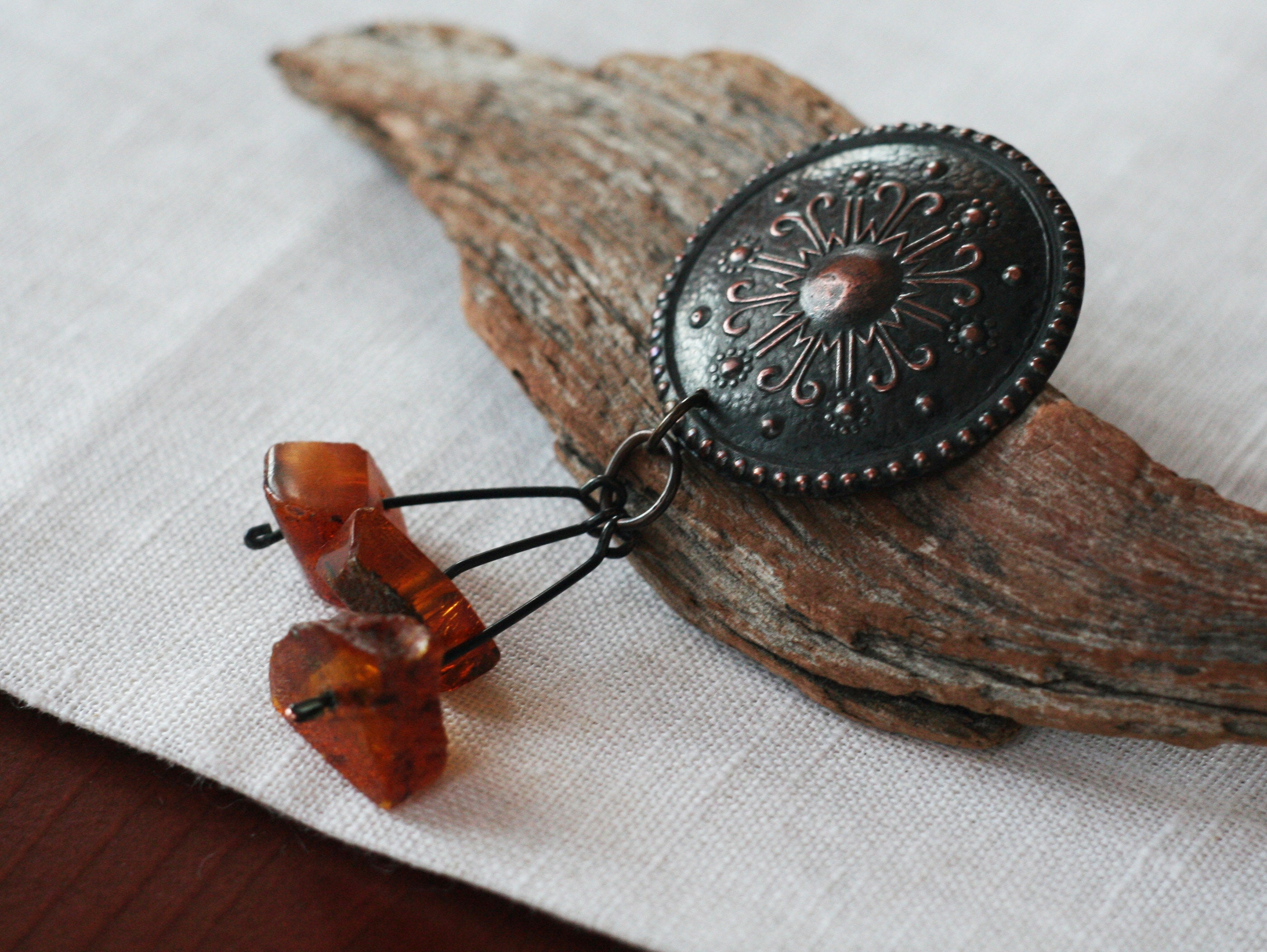 Vintage Amber, Tradicional Baltic Amber Brooch, Folk Style Amber Pin ...