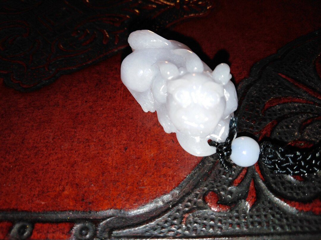Pixiu Mythical Shaped Oriental Sacred Beast Pendant Unisex Jadeite A ...