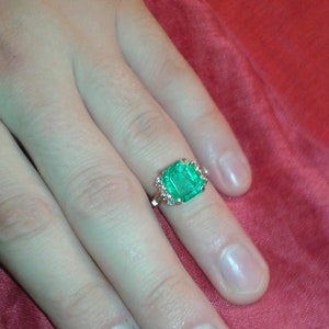 Untreated Unoiled 5.09ct Emerald Cut Earth Mined Emerald GIA Certified ...
