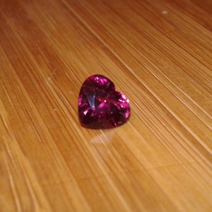 1.59ct Unheated Untreated Heart Cut Hot Raspberry Pink Champagne Bronze ...