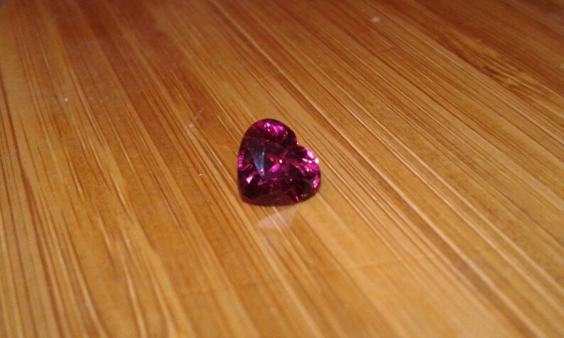 1.59ct Unheated Untreated Heart Cut Hot Raspberry Pink Champagne Bronze ...