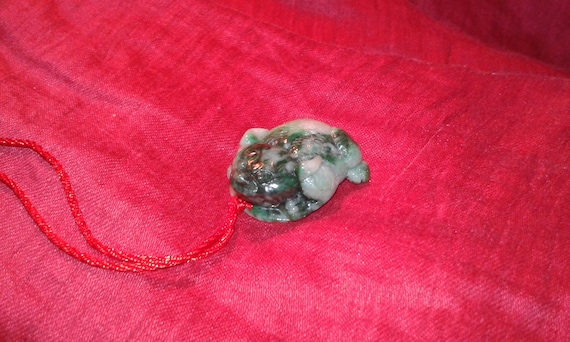 Jadeite A Jade three legged toad lucky Chinese auspic… - Gem