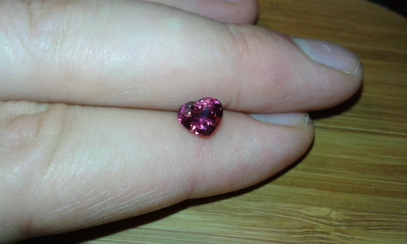 1.59ct Unheated Untreated Heart Cut Hot Raspberry Pink Champagne Bronze ...