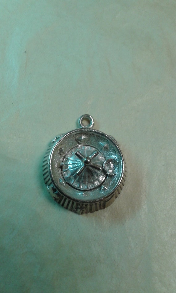 Sterling Silver Moving Roulette Wheel Charm - Etsy