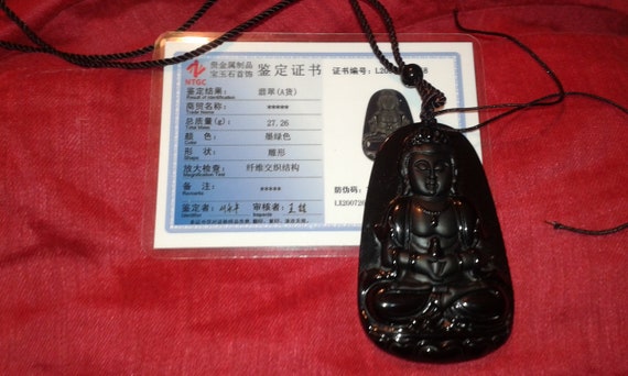 Omphacite Jadeite untreated Jade light up glowing eme… - Gem