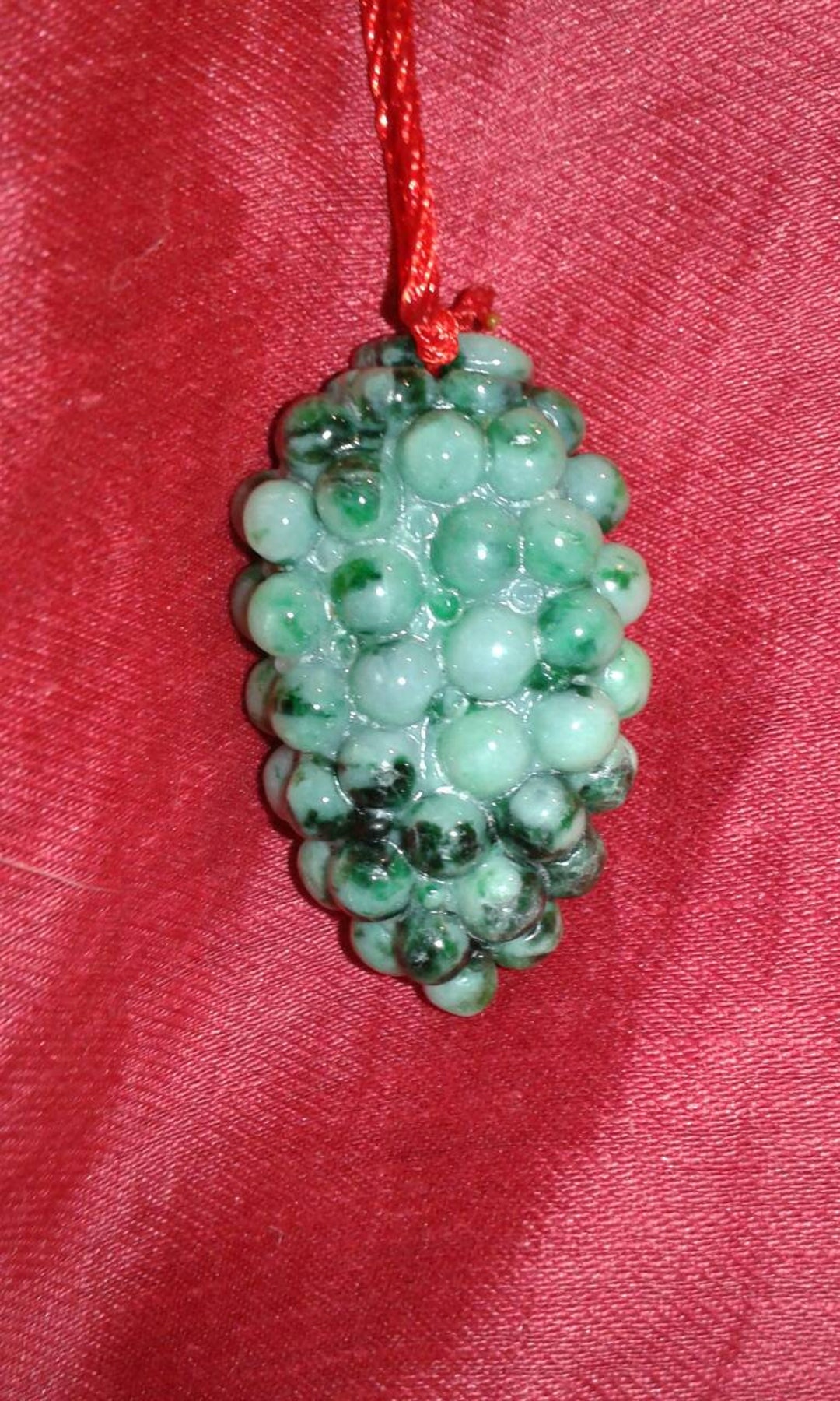 Untreated Jadeite A Jade Bunch of Grapes Spanish Italian French ...