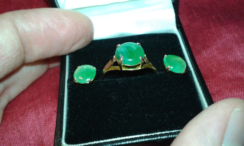 Untreated A Imperial Translucent Jadeite Jade Matching 14K Yellow Gold ...