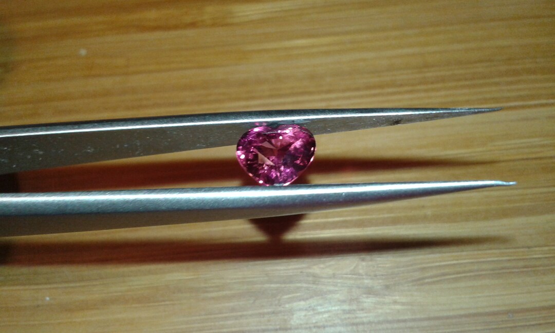 1.59ct Unheated Untreated Heart Cut Hot Raspberry Pink Champagne Bronze ...