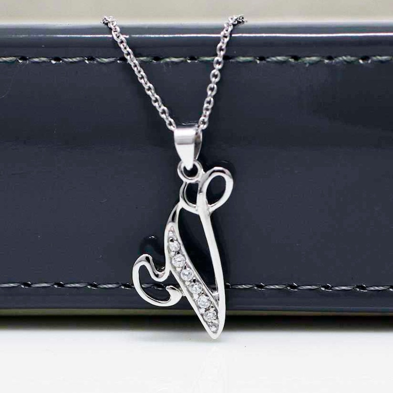 V Necklace - Etsy