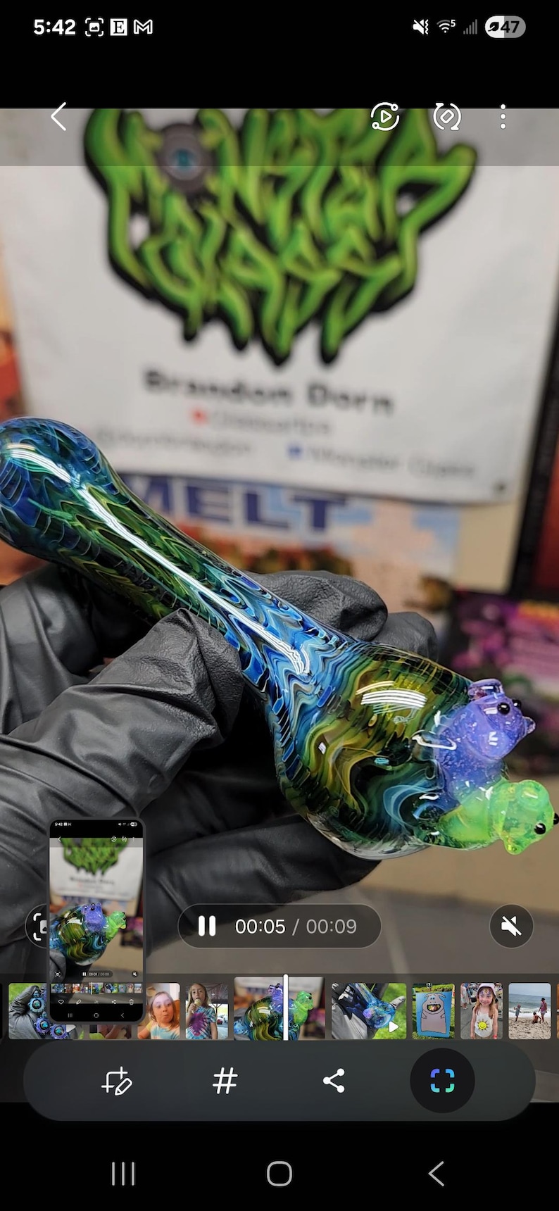 Makin' Bacon Pigs Black Glass Pipe | Pink and Green Slime Pigs | Gold ...