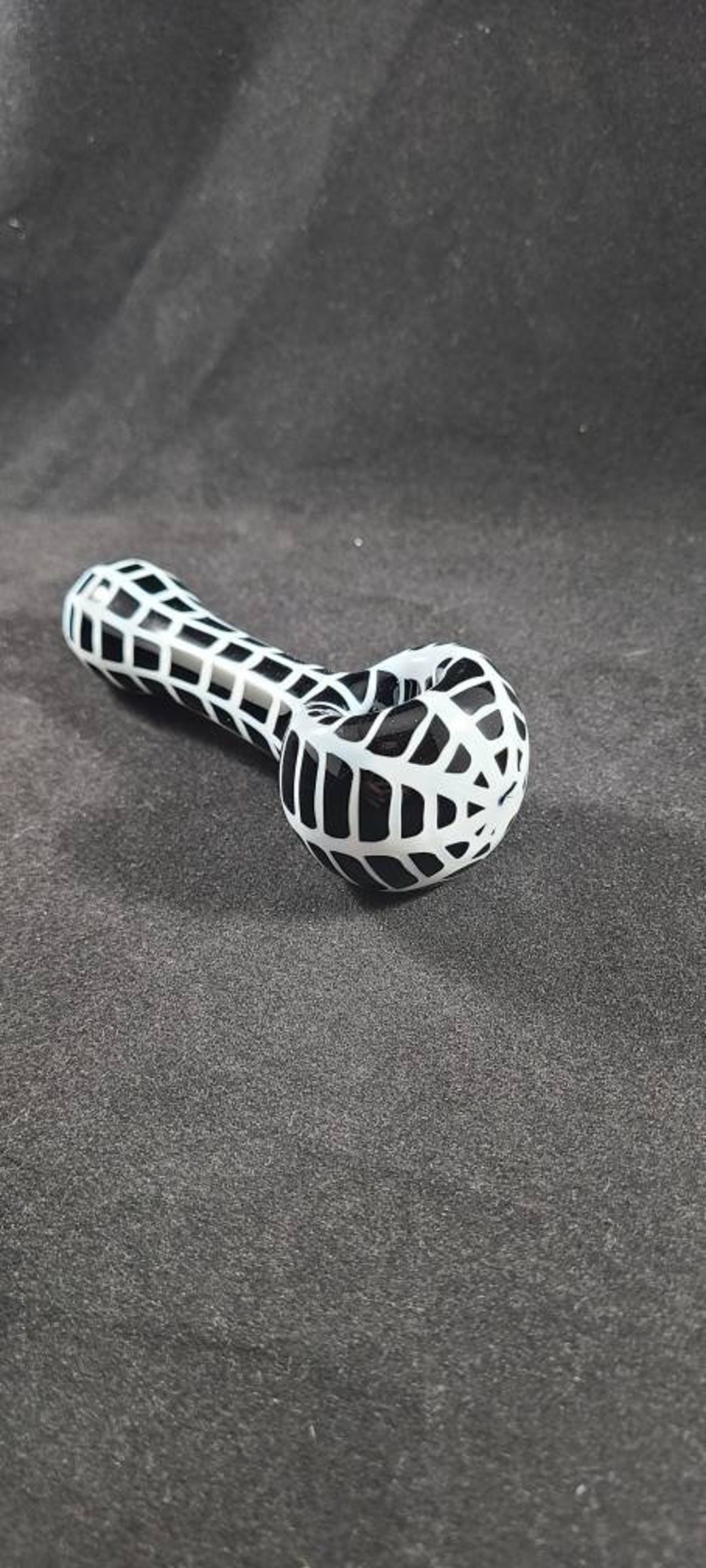 Spider Web Pipe / Black and White Glass / Glass Smoking Bowl ...