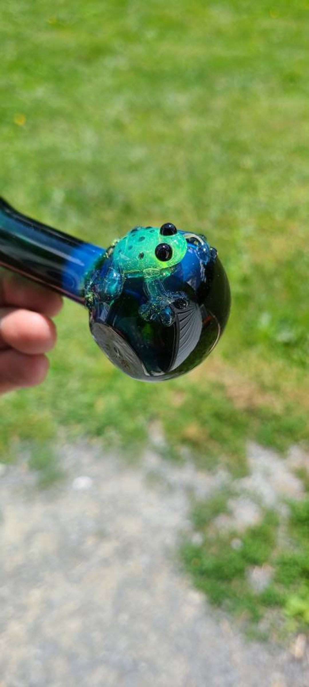 Spotted Green Frog Glass Pipe / Glass Smoking Bowl / Experimental Green ...