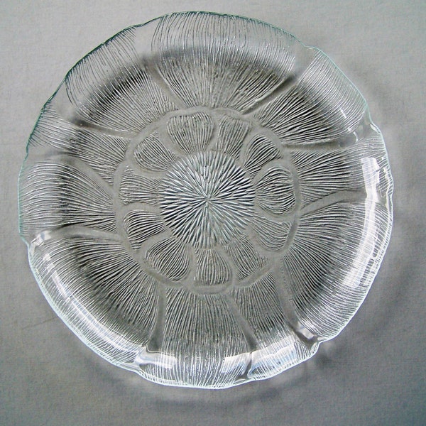 Glass Plate Flower - Etsy