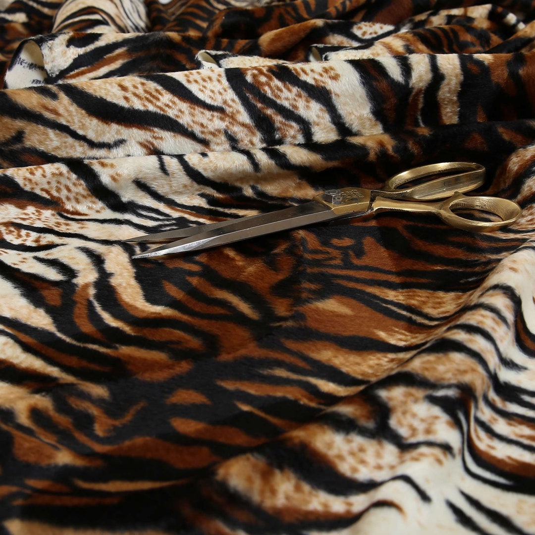 10 Metres of Soft Faux Fur Skin Pattern Tiger Stripes Animal Theme ...