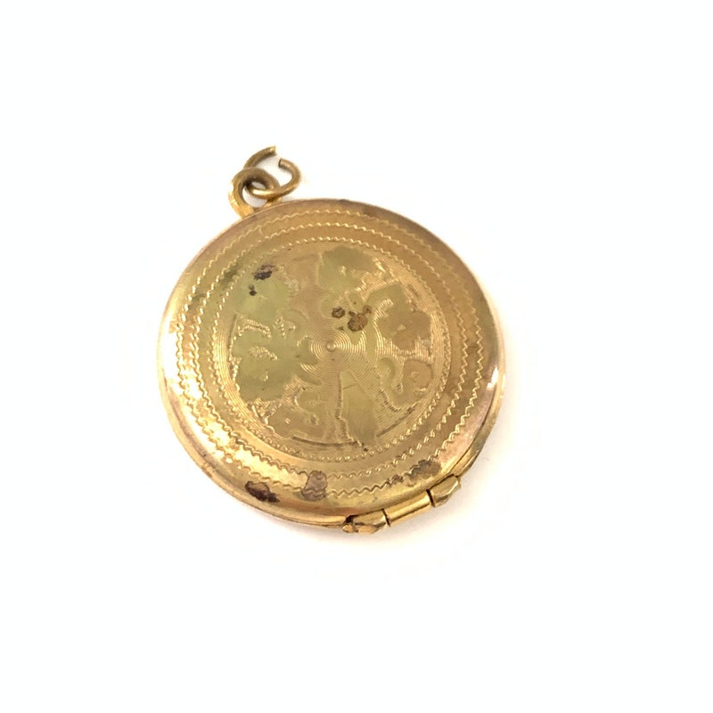 Tiny Vintage Locket - Etsy