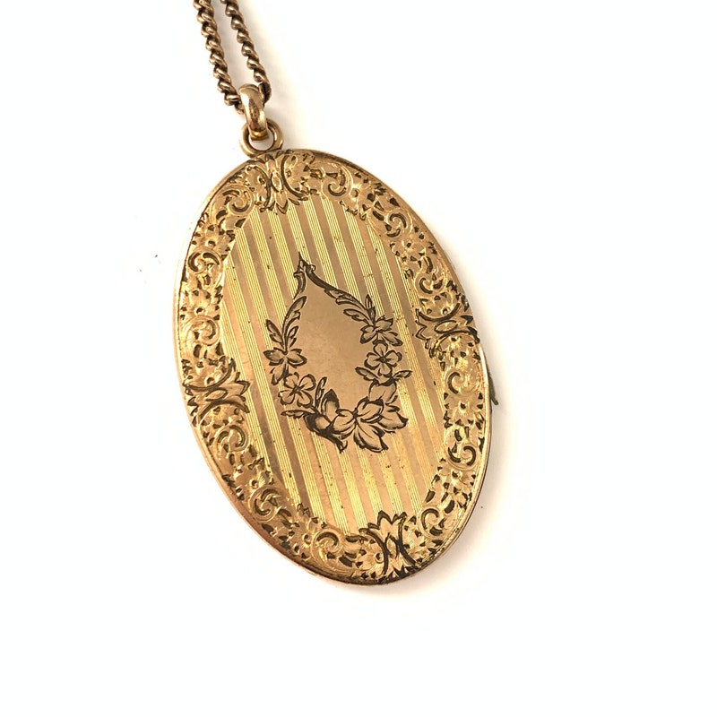 Large Oval Locket - Etsy