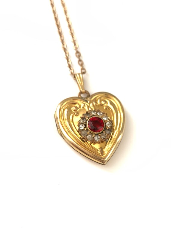 Vintage Gold Filled Nouveau Heart Locket with Red Hea… - Gem
