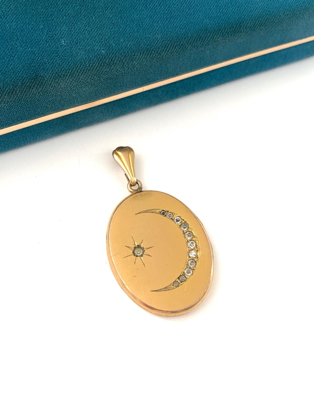 Antique Victorian Oval Moon and Star Locket, Vintage Crescent Moon Star ...