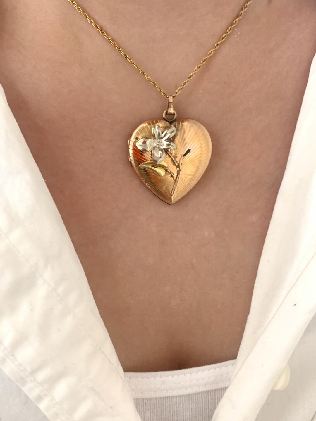 Vintage Rose Gold Filled Engine Turned Daffodil Flower Heart Locket ...