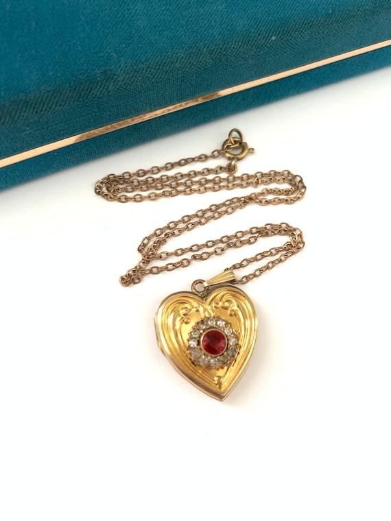 Vintage Gold Filled Nouveau Heart Locket with Red Hea… - Gem