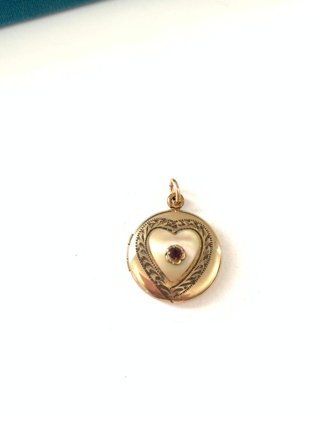 Vintage Small Gold Filled Locket With Mother of Pearl Heart , Vintage ...