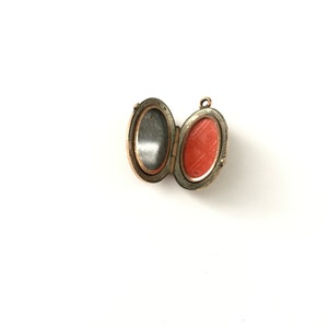 Beautiful Vintage Antique Victorian Locket // Both Frames and Glass ...