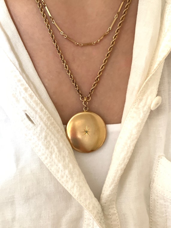 Vintage 1/4 Gold Shell North Star Photo Locket Neckla… - Gem