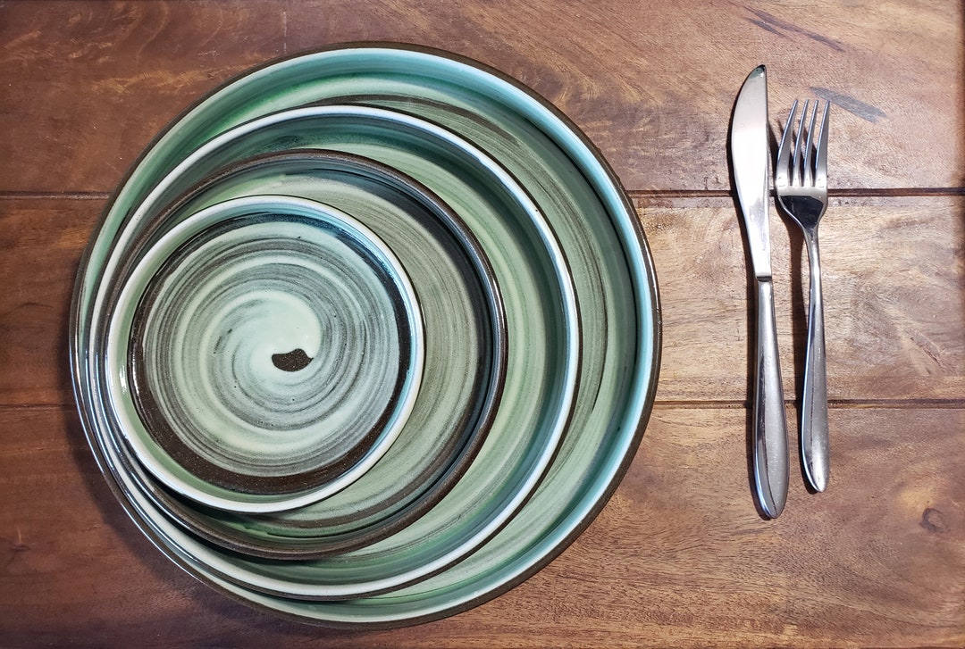 Nesting Plate Set With Brush Swirl Design, 4 of Green and Brown Platter ...