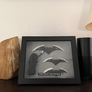 Emergency Batarangs Wall Mount Display Large Grapnel Batarang With ...