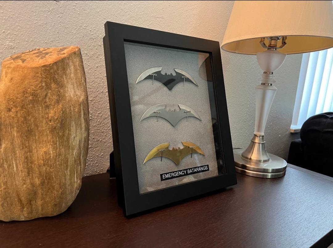 Emergency Batarangs Wall Mount Display 3 Different Color Comic ...