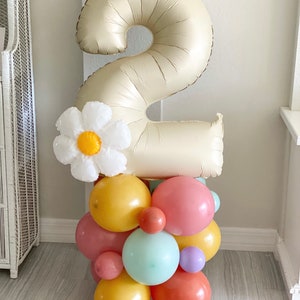 Groovy Balloon Tower Kit Daisy Balloon Column Groovy One Two Groovy ...