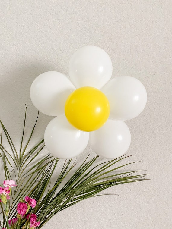 Daisy Balloon - Choose Your Colors -Daisy Balloon Kit Groovy One Two ...