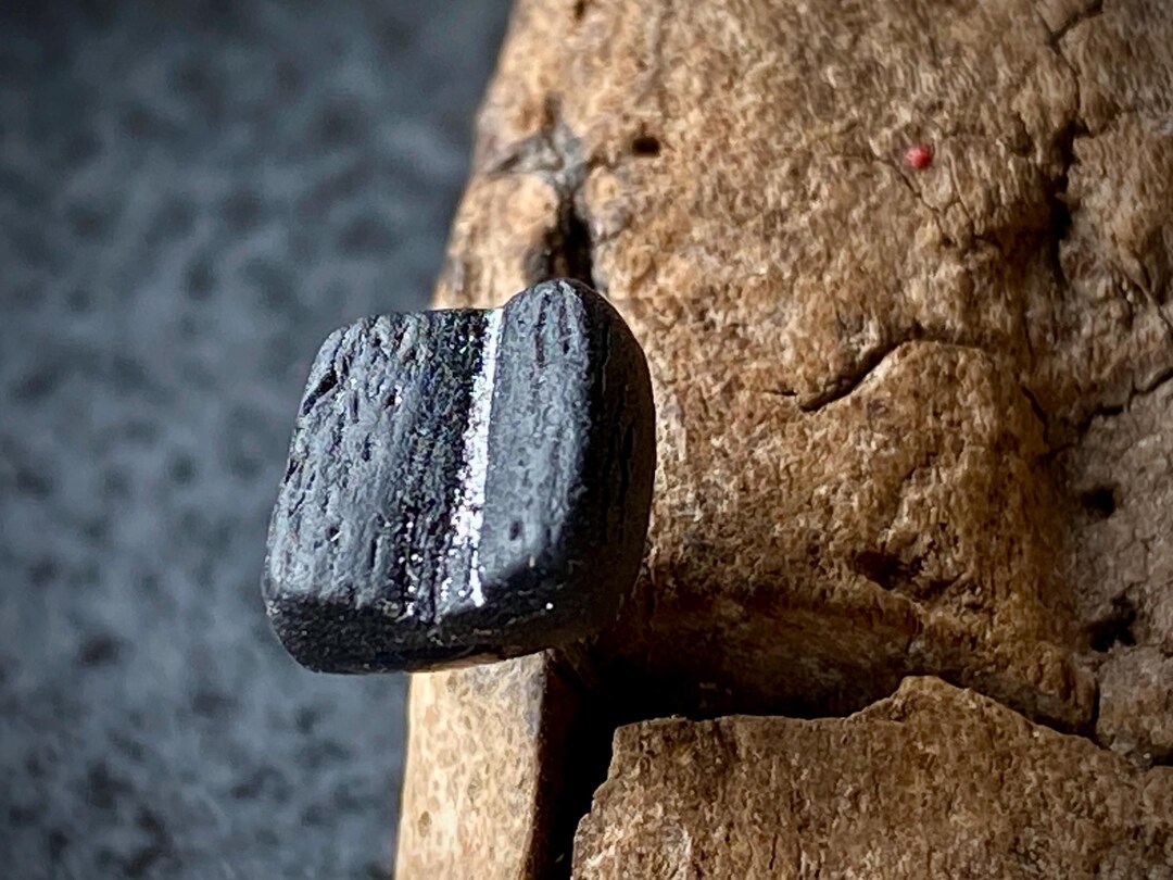 Fake Coal One Stud One Square Unusual Earring Men Black Matte Earrings ...
