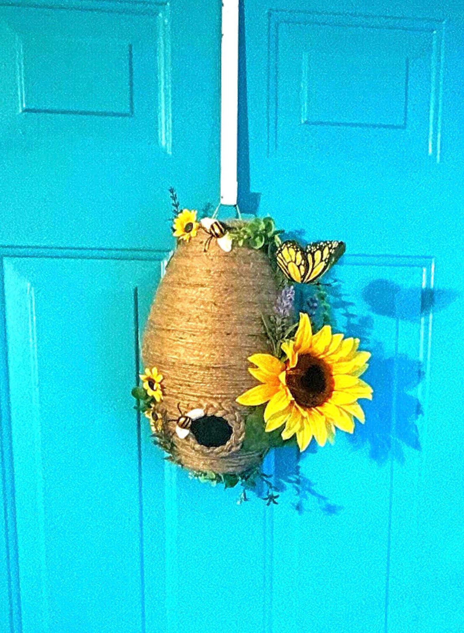 Buzzin’ Bee-hive Wreath - Etsy