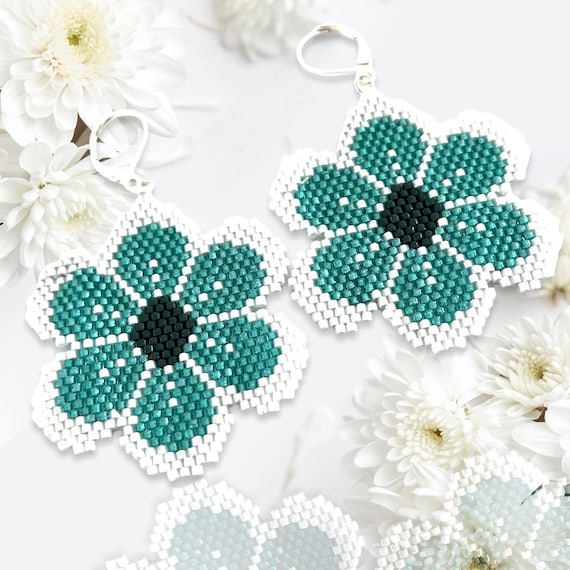 DIY Brick Stitch Pendant Pattern to Wave a Necklace a Brooch | Etsy