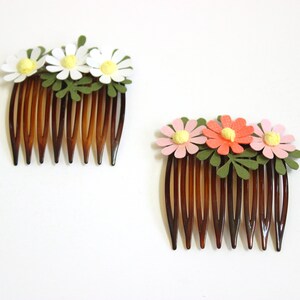 Petite Paper Daisy Hair Comb - Etsy