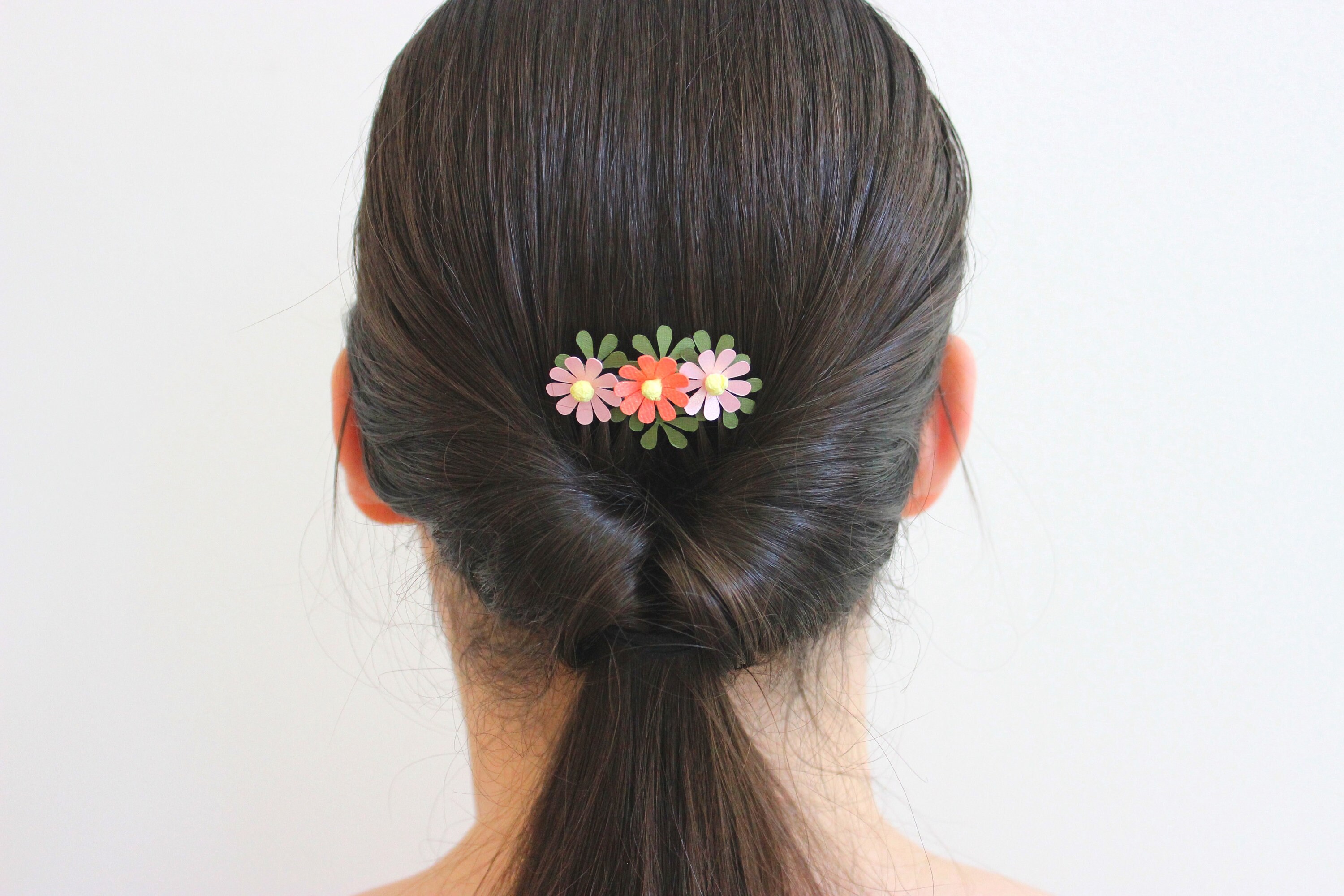 Petite Paper Daisy Hair Comb | Etsy