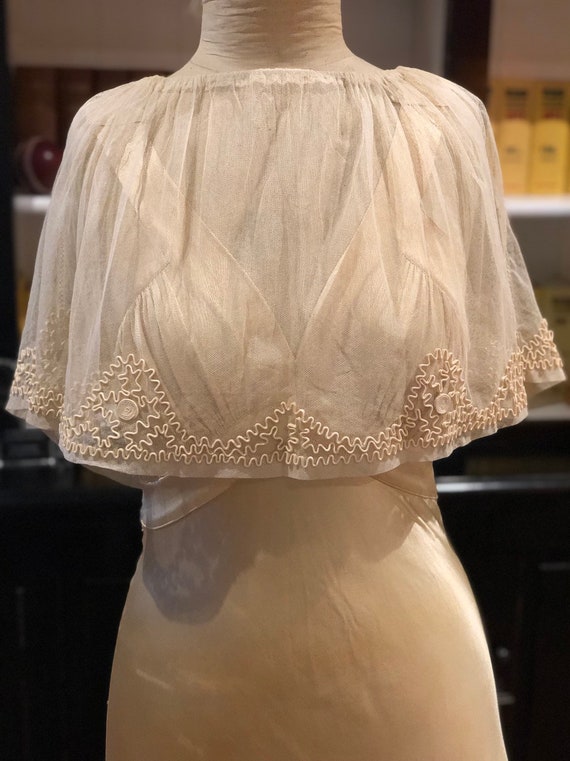 1930s cornelli work on tulle cape - Gem