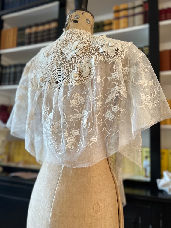 Antique Irish crochet and embroidered tulle cape - Gem