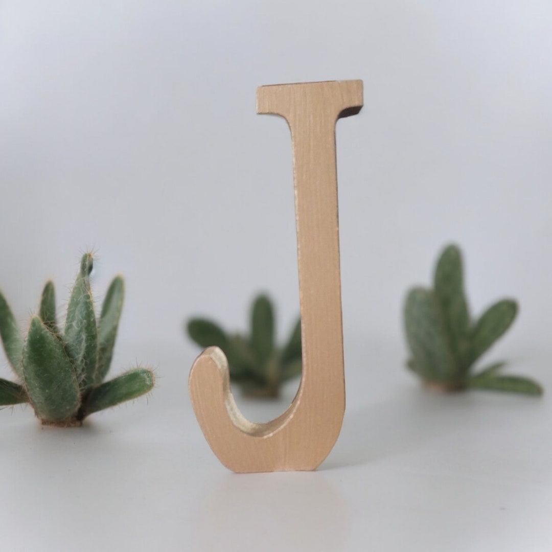 2 Pack - Gold Wooden Letters / Numbers - Free Standing - 13cm Large ...