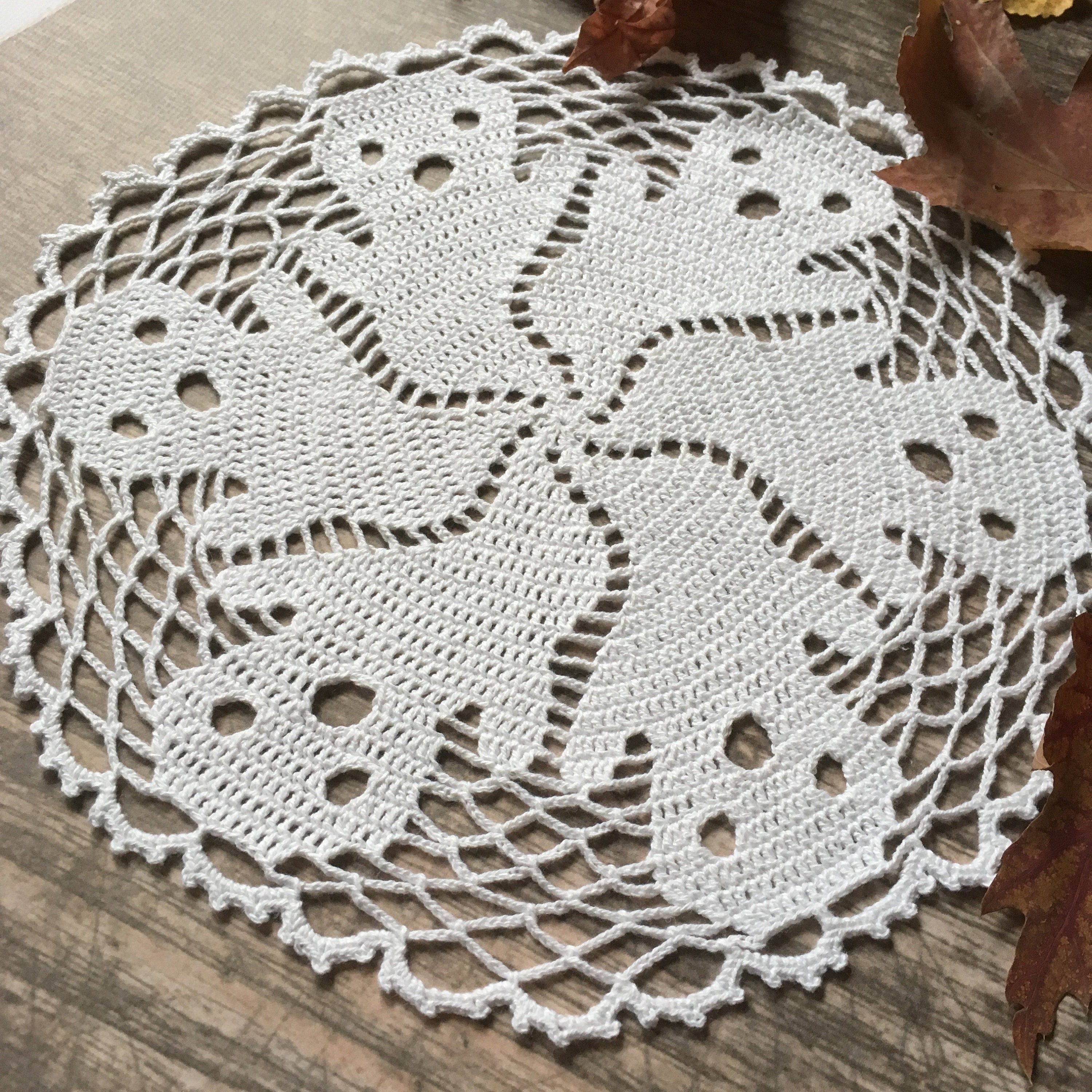 Halloween doily Spooky ghost crochet halloween | Etsy