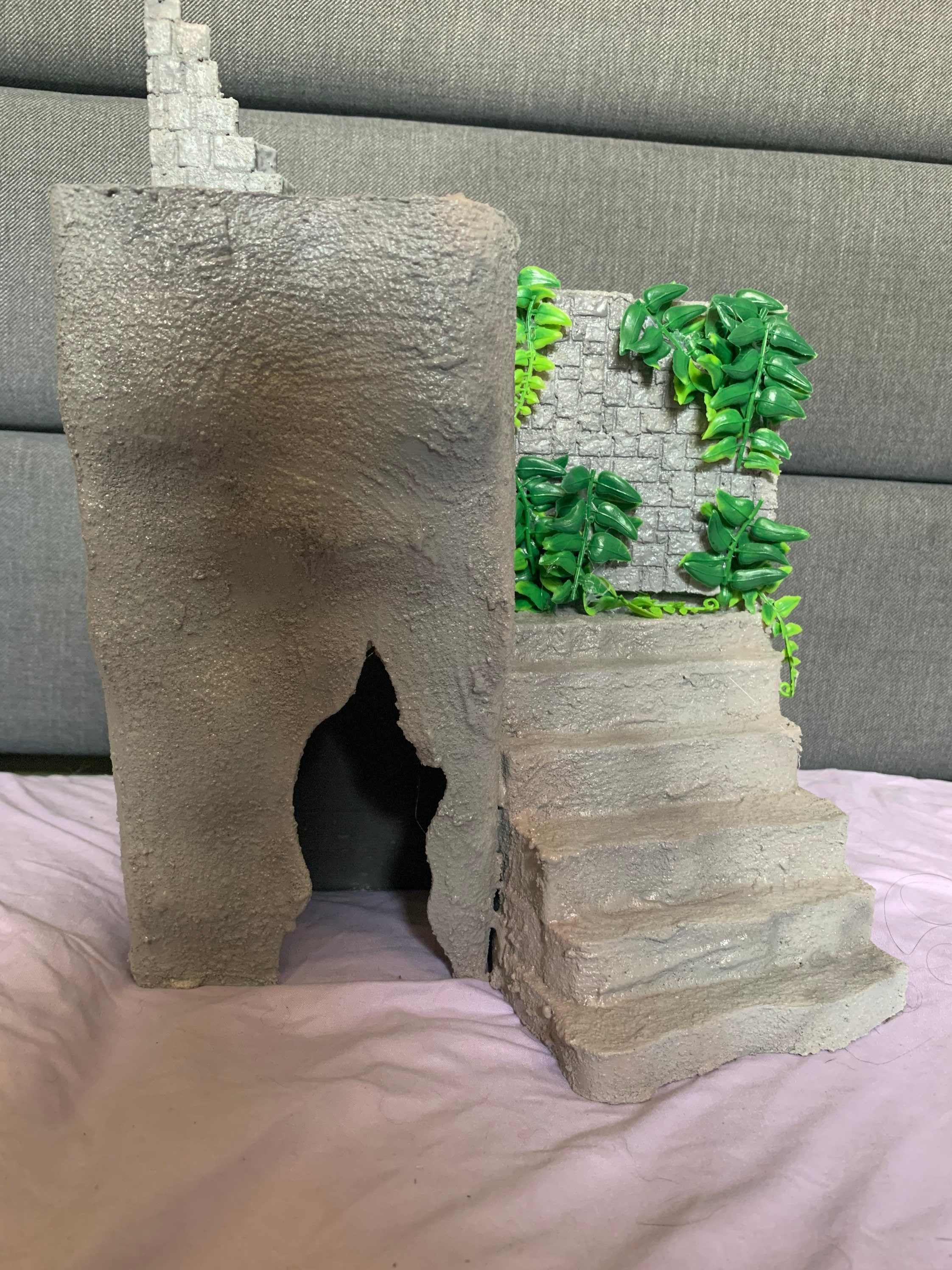 Crested Gecko Terrarium Background With Hiding Spot and - Etsy