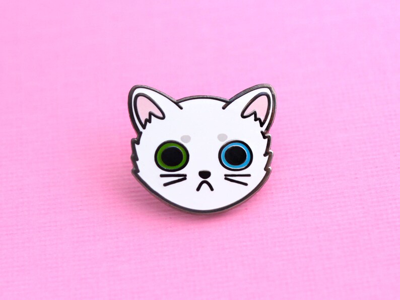 White Cat Face Pin - Etsy