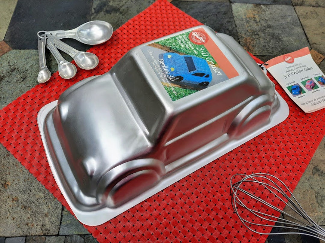 Wilton 3-D Cruiser 2105-2043 Aluminum Baking Pan Makes 3 Dimensional VW ...