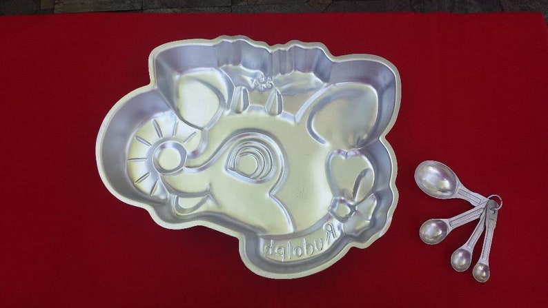 Wilton Cake Pan Rudolph the Red Nosed Reindeer 1981 Reindeer - Etsy