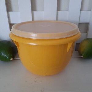 Vintage TUPPERWARE Yellow Mixing Bowl #270-6 With Frosted Clear Lid OR ...