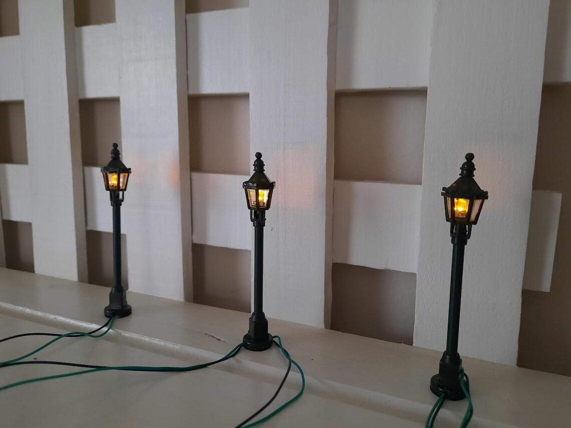Christmas Village 3" Street Lamps Battery Powered Old English Style ...