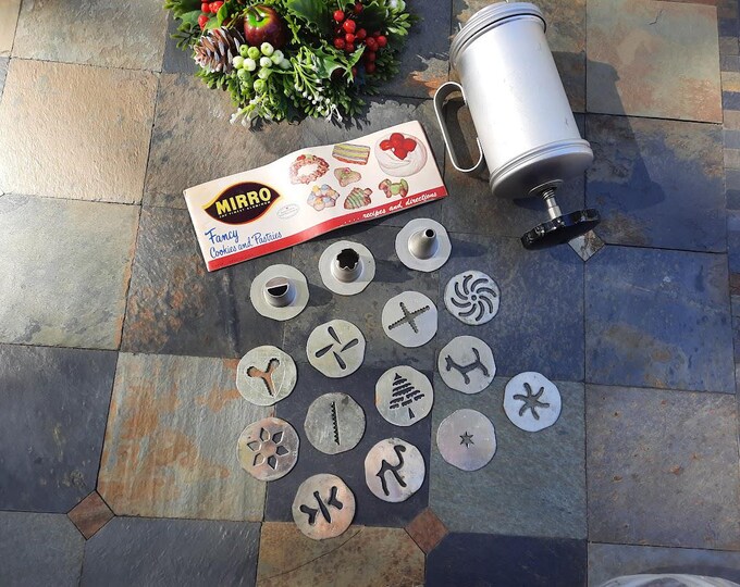 Vintage MIRRO Cookie Press Pastry Press Includes Metal Piping Gun ...