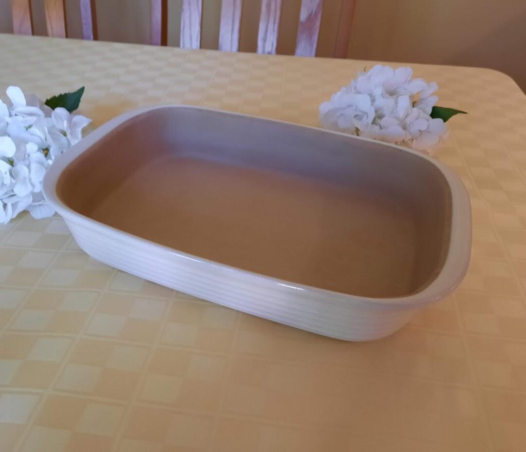 The Pampered Chef Roasting Pot Family Heritage Stoneware Large Beige ...