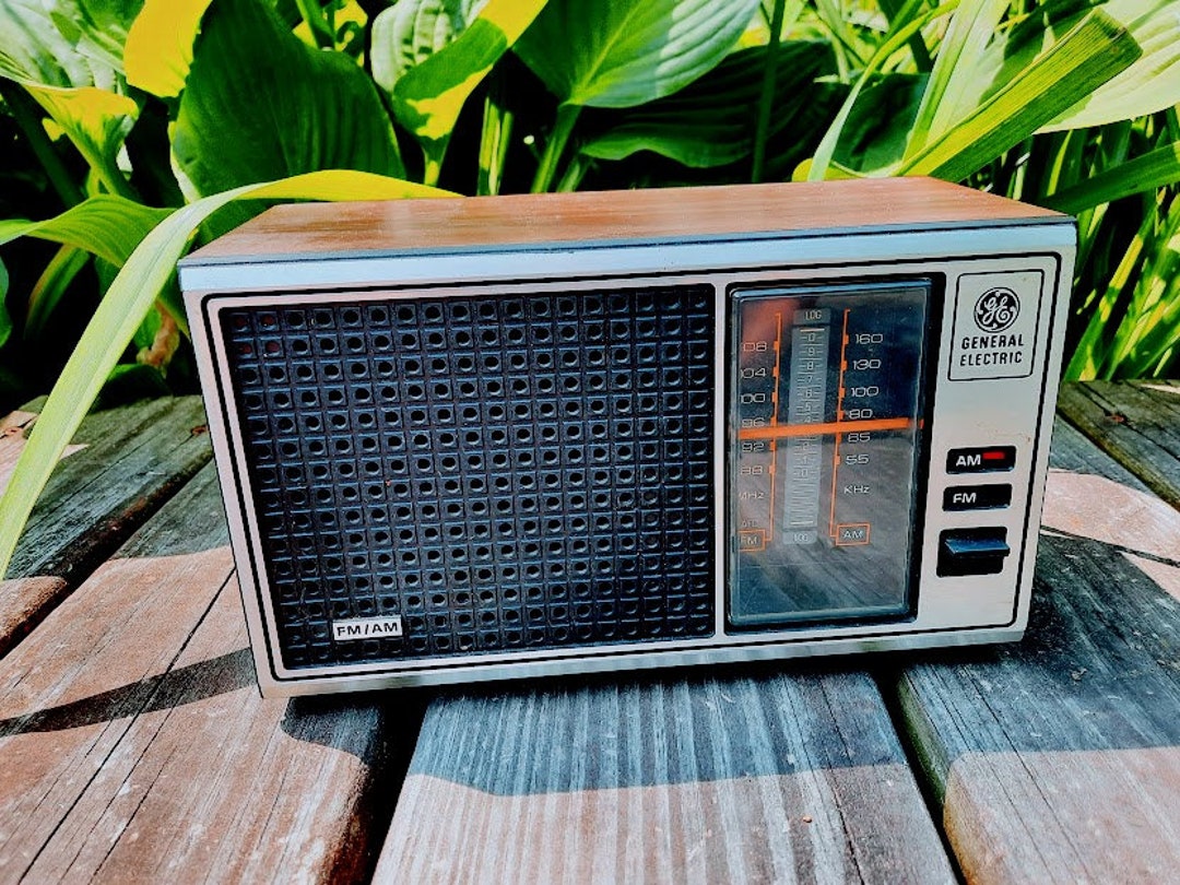 Vintage Tabletop Radio General Electric 7-4115B Radio Sold AS IS - Etsy